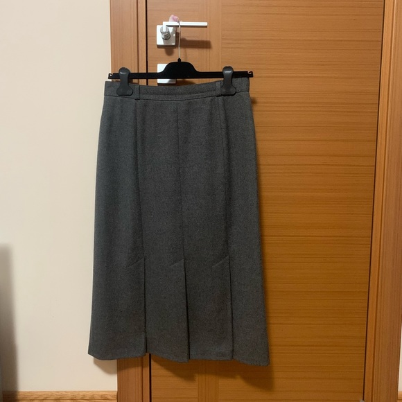 Claude Hilton | Skirts | Skirt | Poshmark